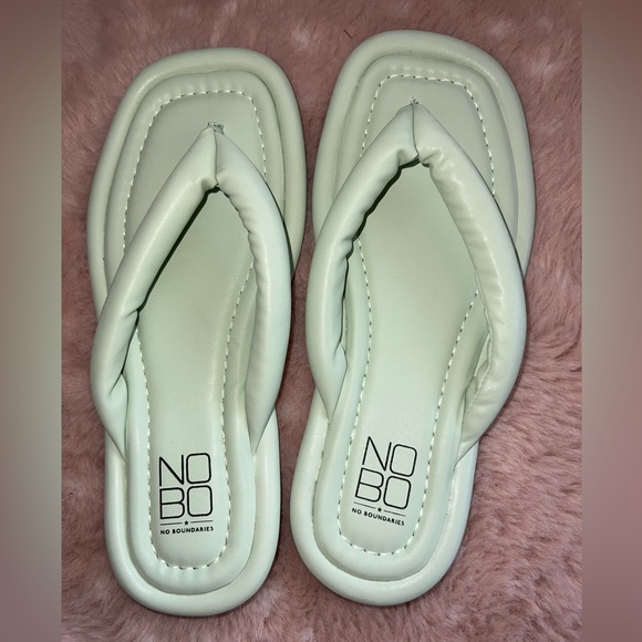 No Boundaries | Shoes | No Boundaries Memory Foam Sliders Sz 6 | Poshmark